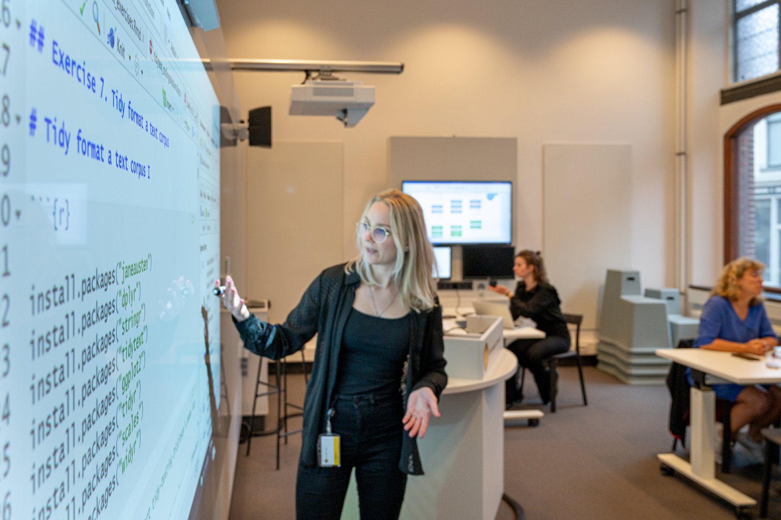 Automated systematic text reviewing in the Living Lab Digital ...